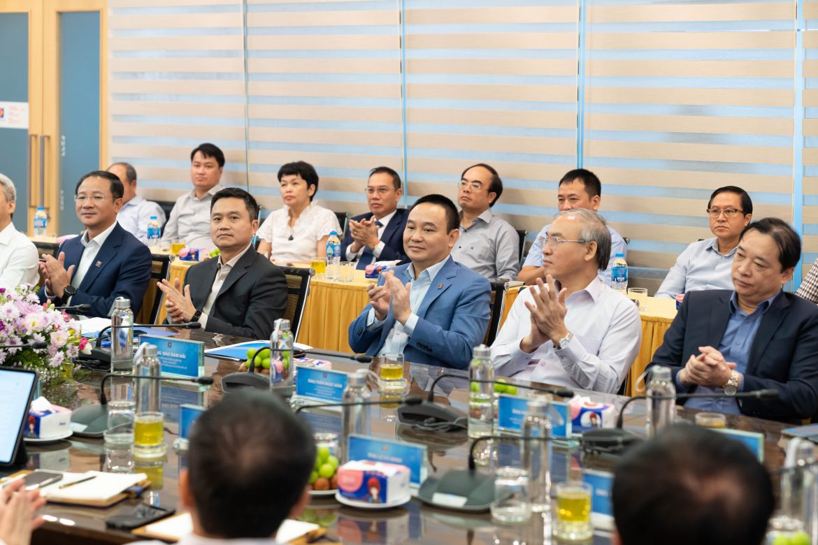 Petrolimex Corporation and FPT Digital kick off the Digital ...