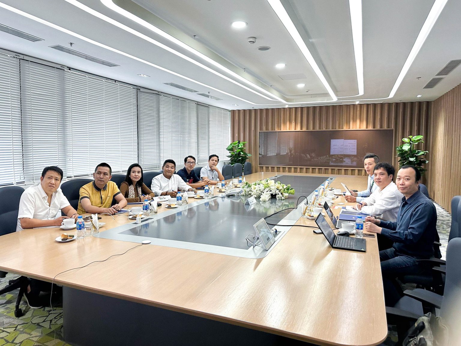 Promoting digital transformation and building an e-Government system ...