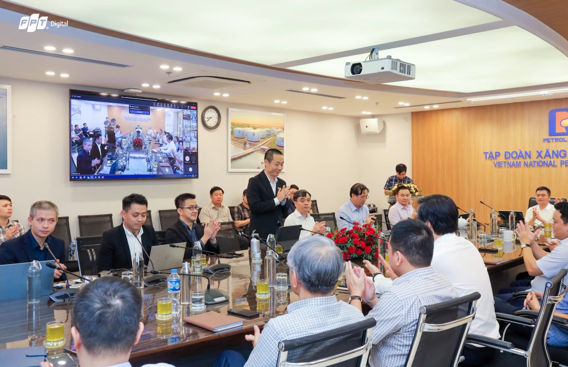 FPT Digital provides digital transformation strategy training at ...