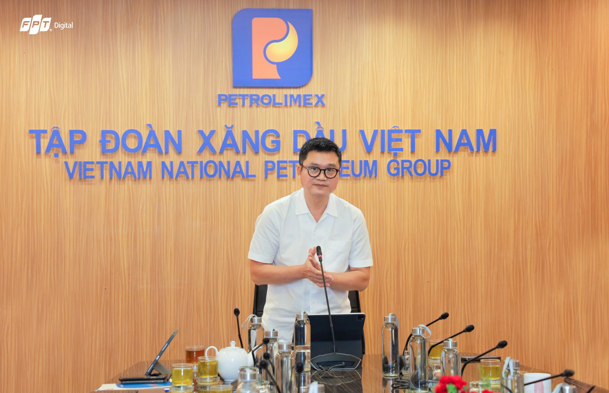 FPT Digital provides digital transformation strategy training at ...