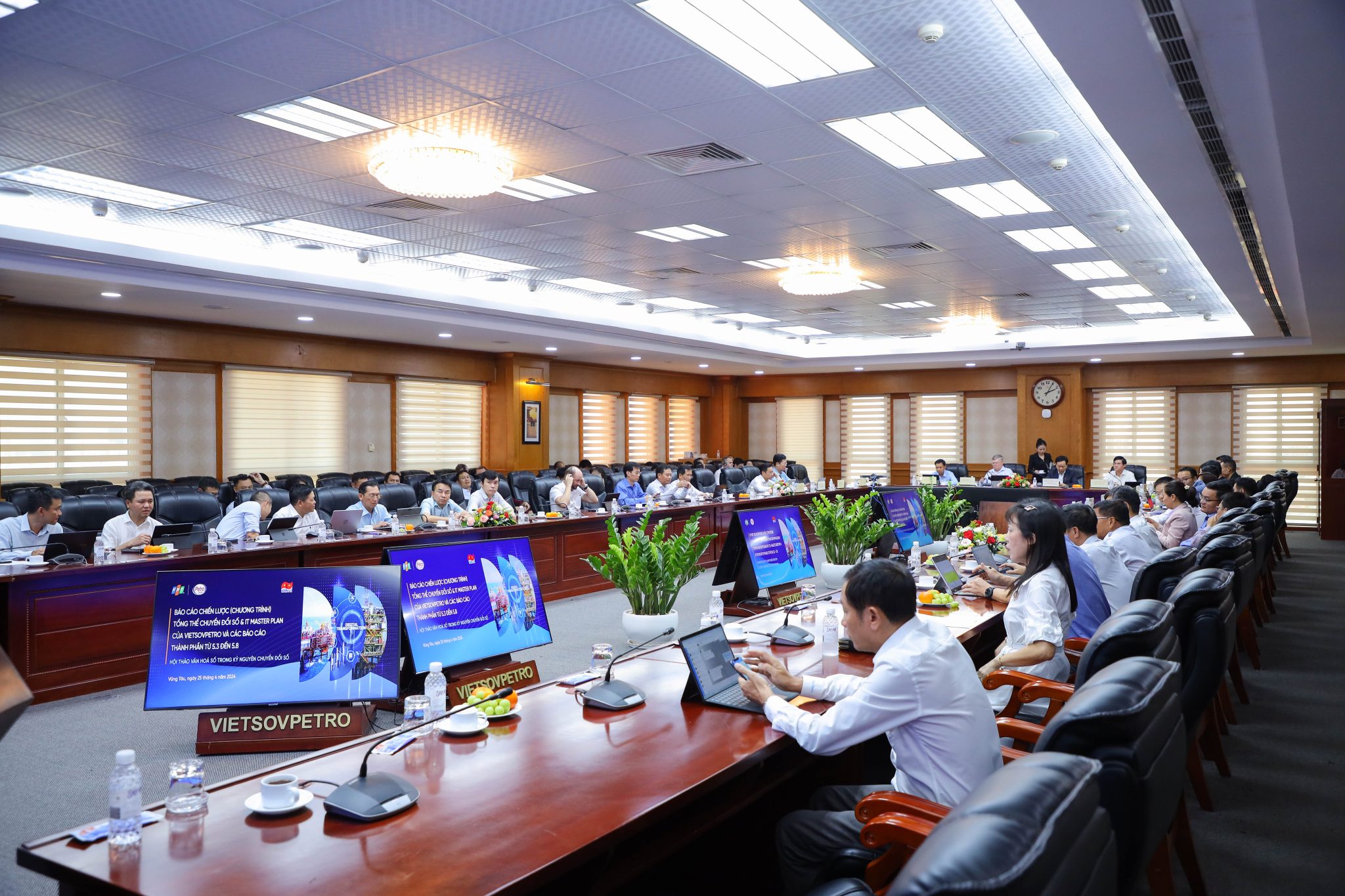 Vietsovpetro and FPT-Petrosouth Complete Sustainable Digital ...